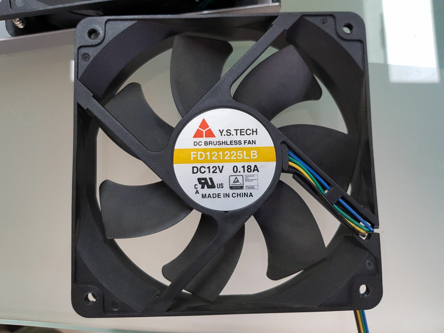 Disassembly guide in replacing the CPU and RAM on the QNAP TVS-871 – Poyu